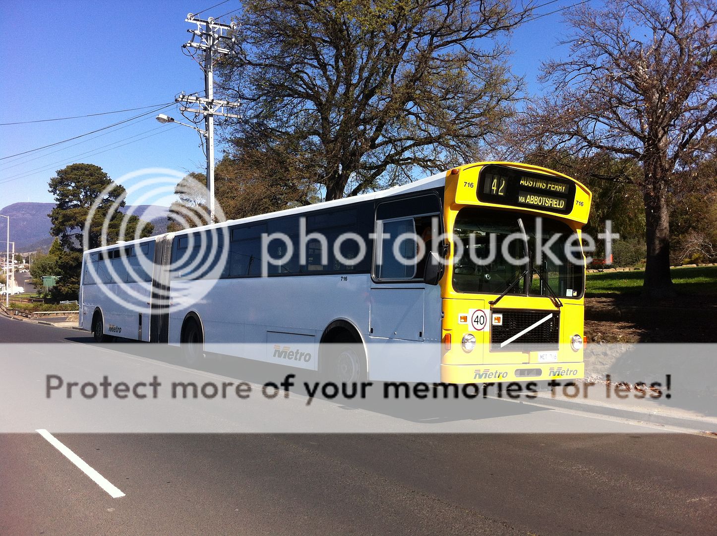 716 - Volvo B10M / PMC