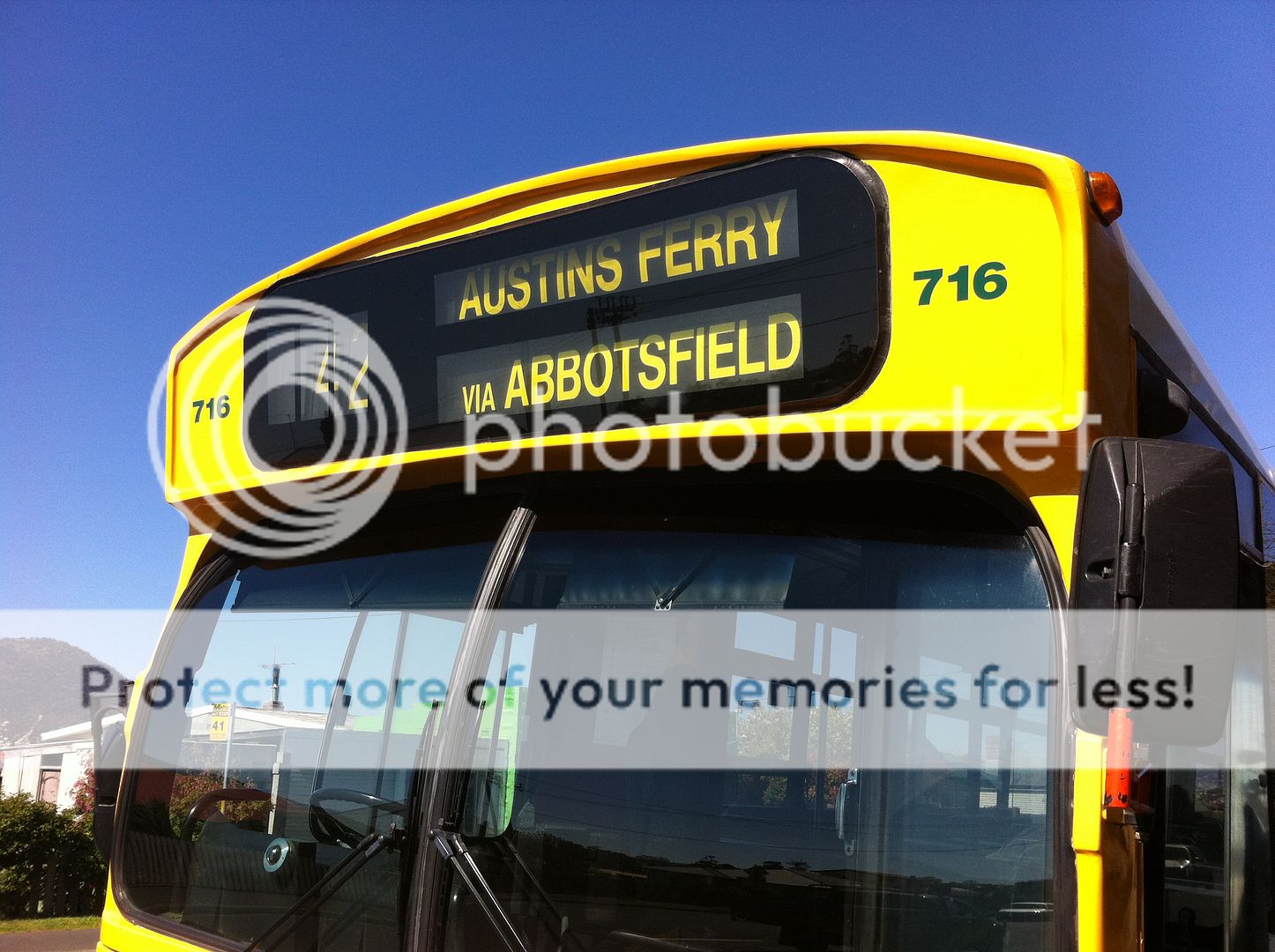 716 - Volvo B10M / PMC